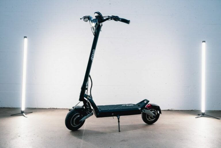 Apollo Phantom V3 - The Scooter that Changed It All