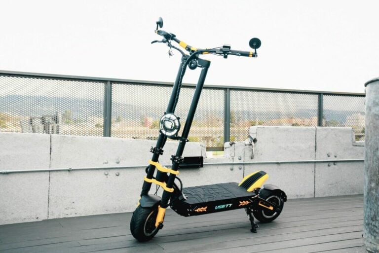 Vsett 11+ Super 72 Review - 72 MPH on a Scooter?! - Rider Guide