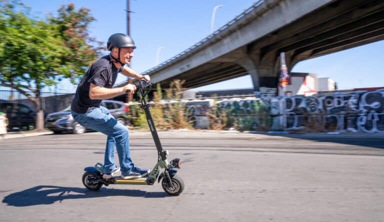 Ultimate Guide to Electric Scooters - Rider Guide