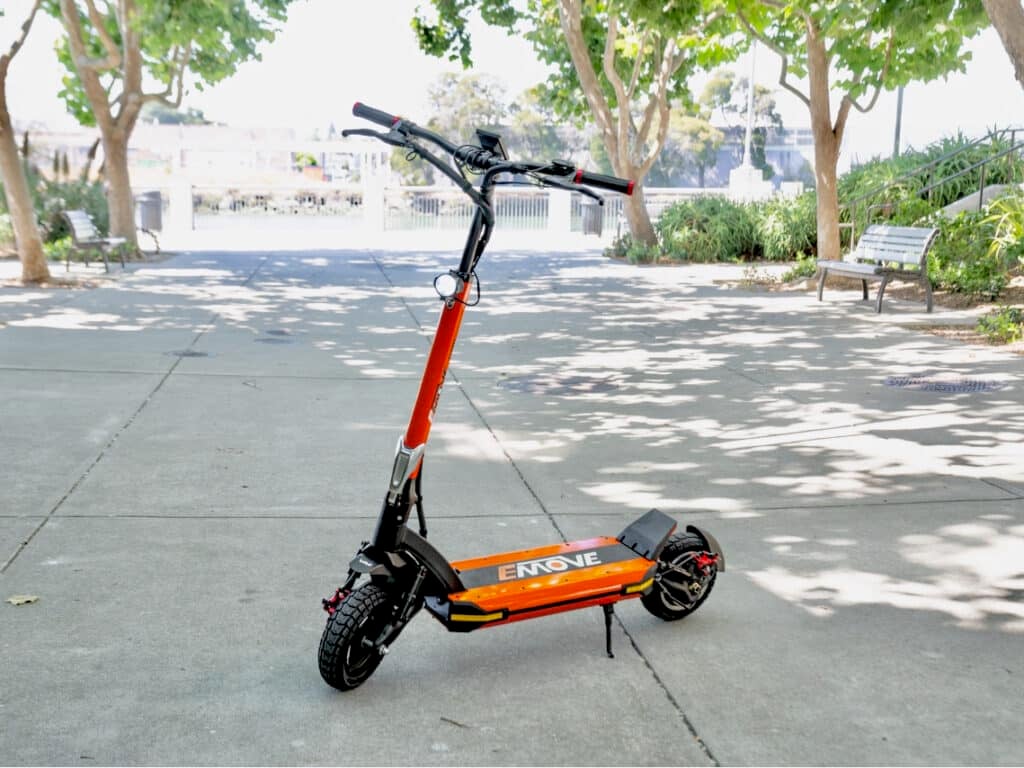 The New EMOVE Cruiser V2 Is Here - Rider Guide