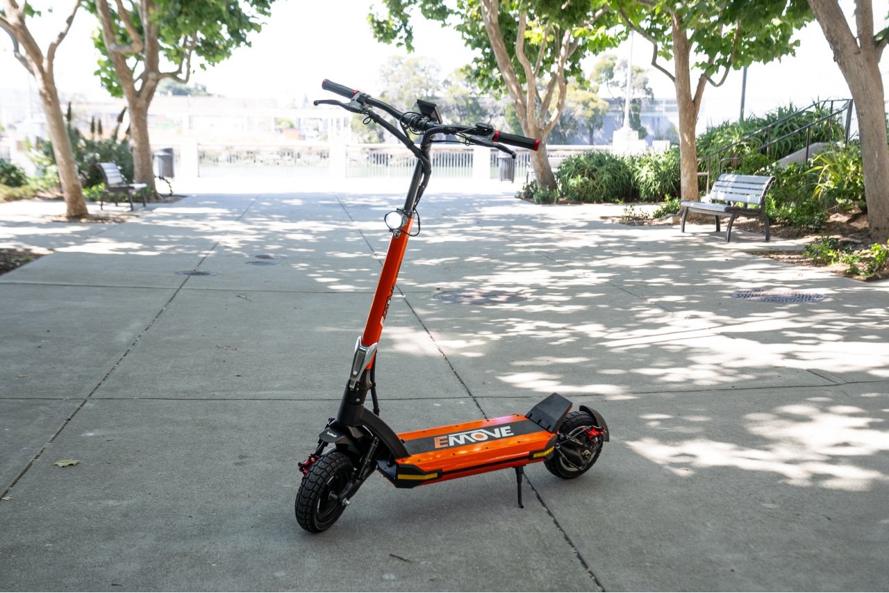 The New EMOVE Cruiser V2 Is Here - Rider Guide