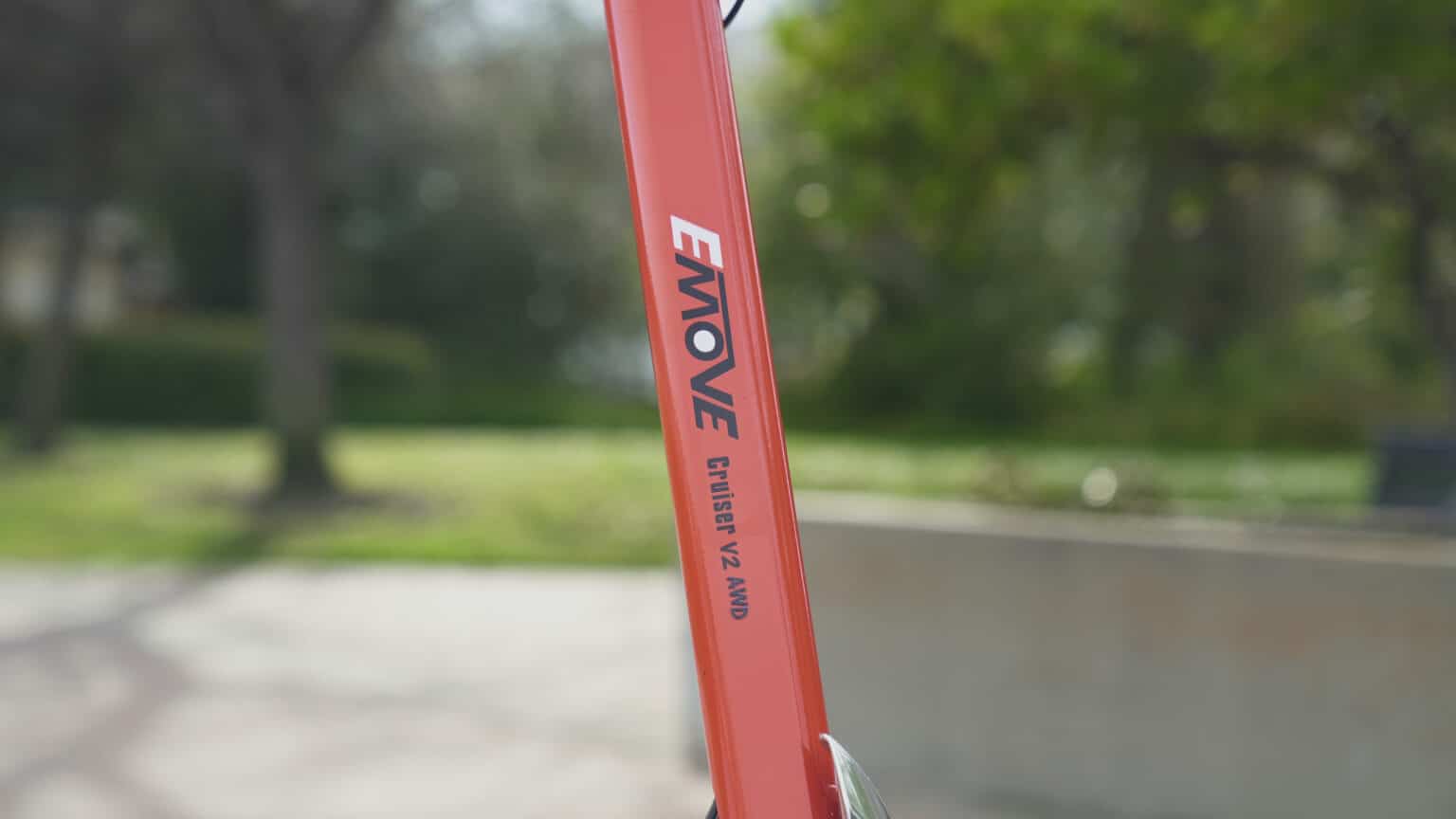 The Dual Motor EMOVE Cruiser V2 Review – EMOVE Goes AWD